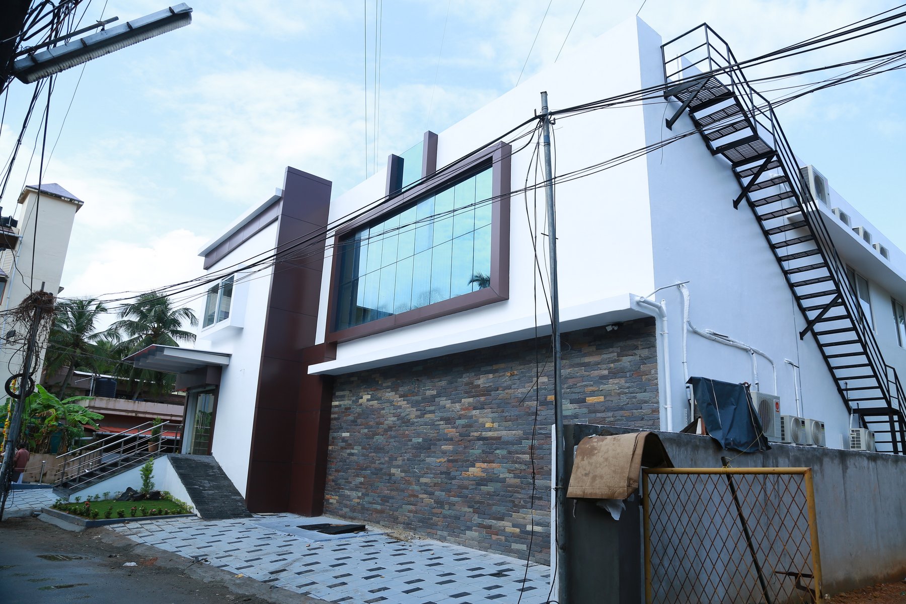 Creating an Image Gallery From Folder using PHP